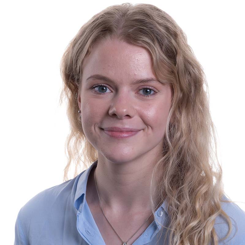 Under the influence: Aldi left in low spirits as gin bottles found to ...